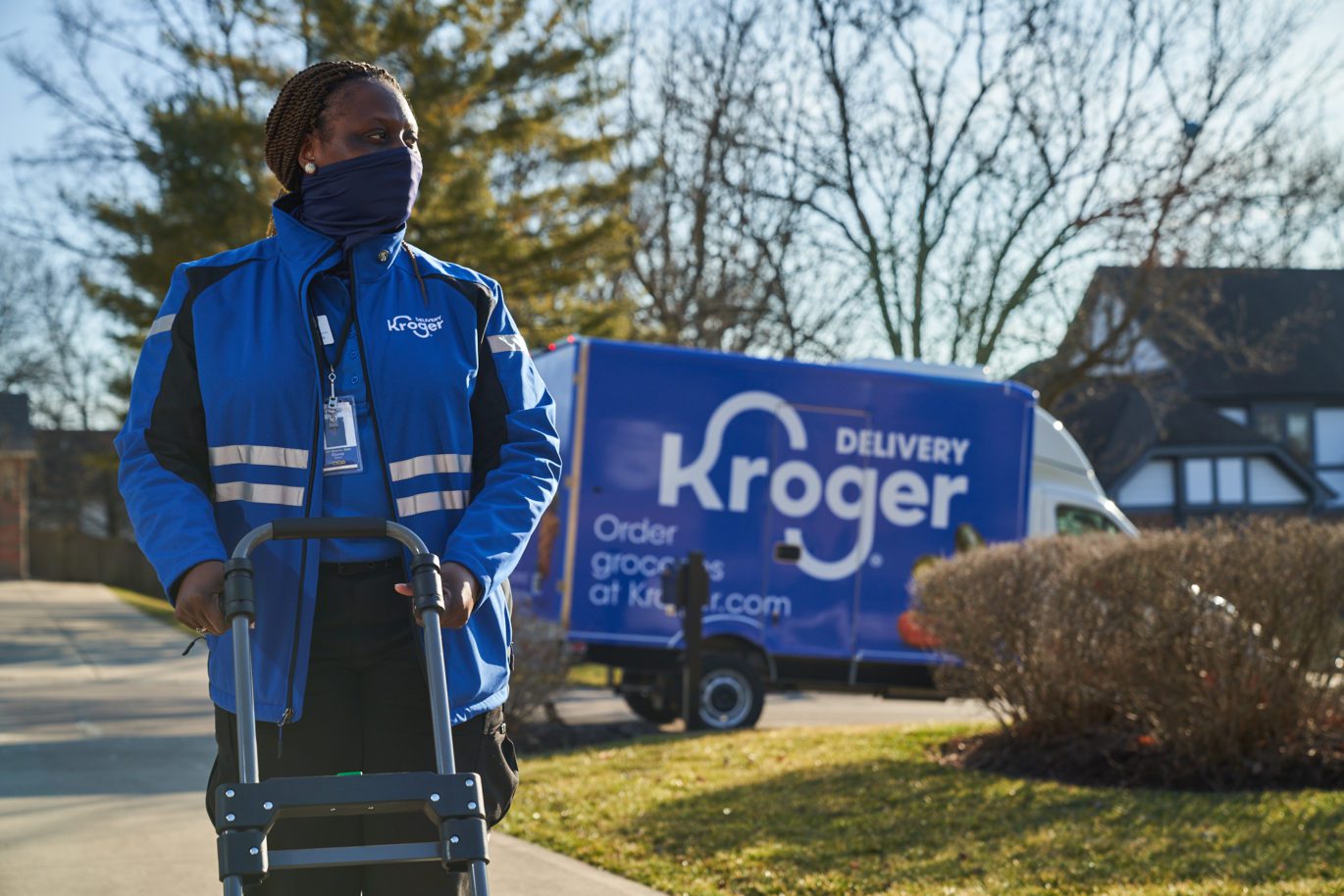 Kroger opens its first robotic ecommerce fulfillment center