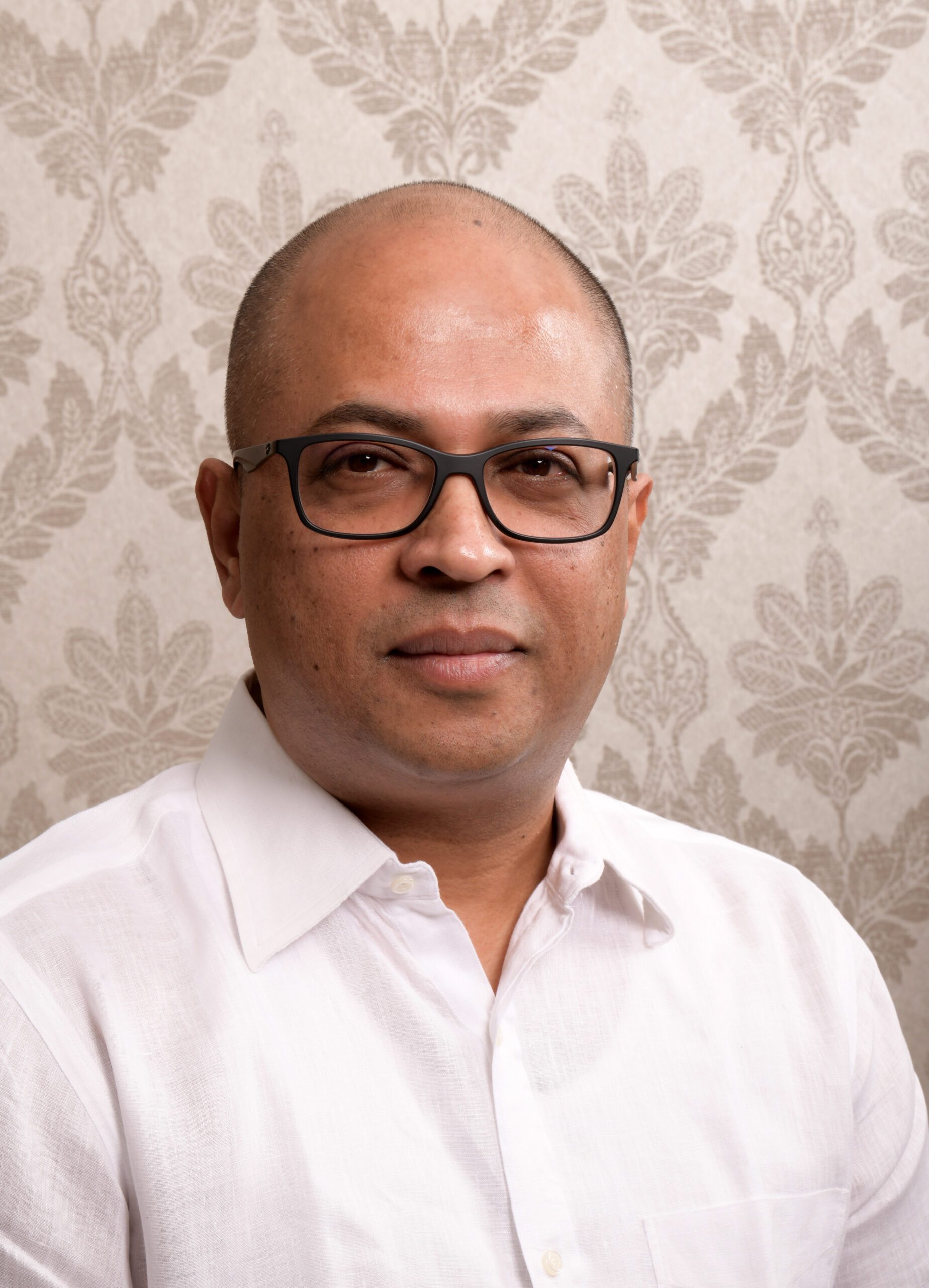 AI and livestreaming: Building authentic bonds with buyers