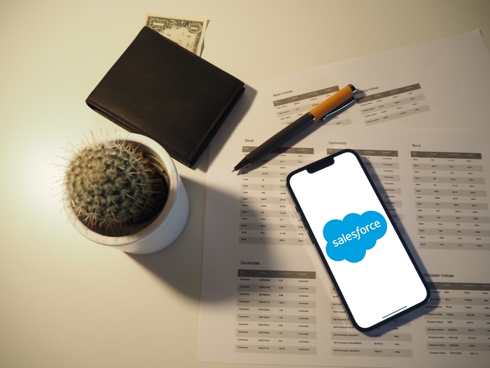 Salesforce revenue grows 11% in Q4 as application offerings grow