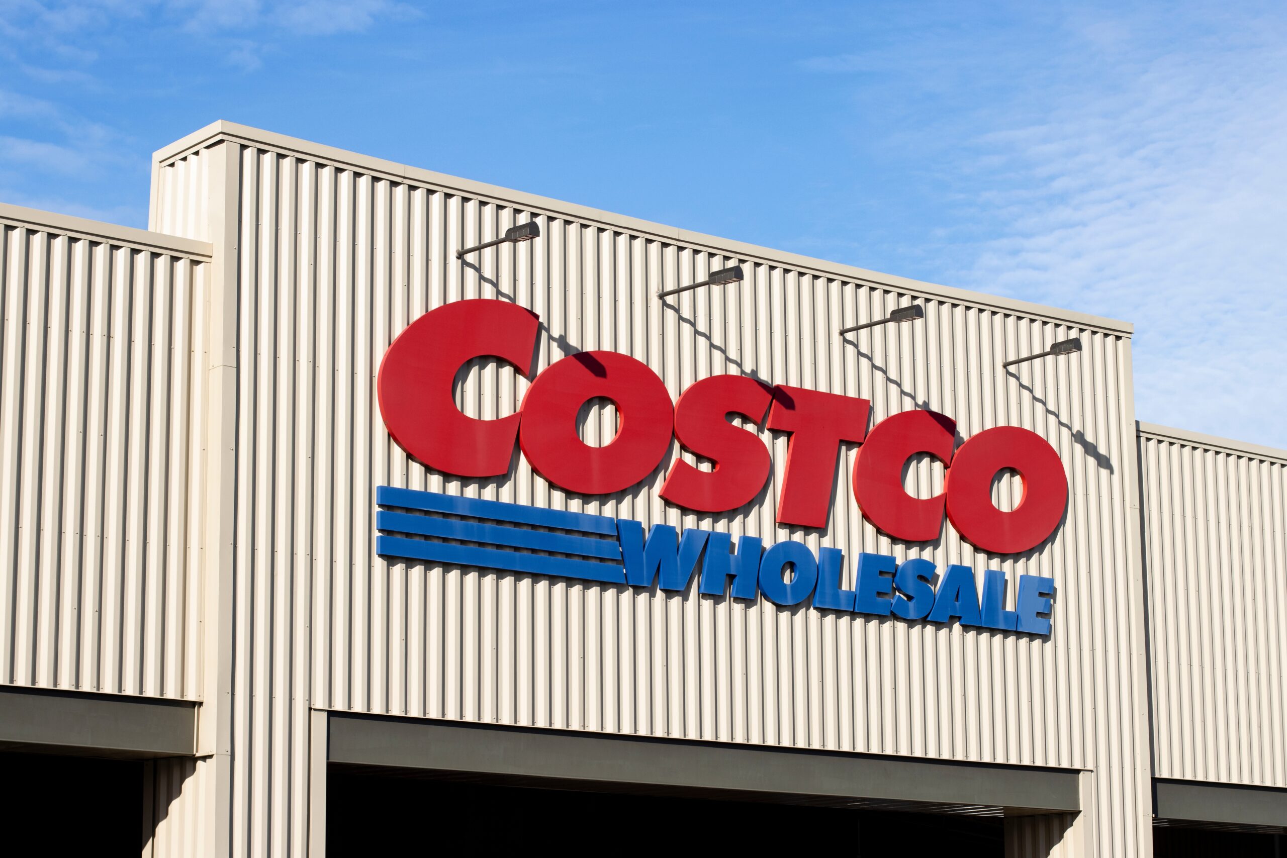 Costco ecommerce sales grow in Q2, CFO steps down