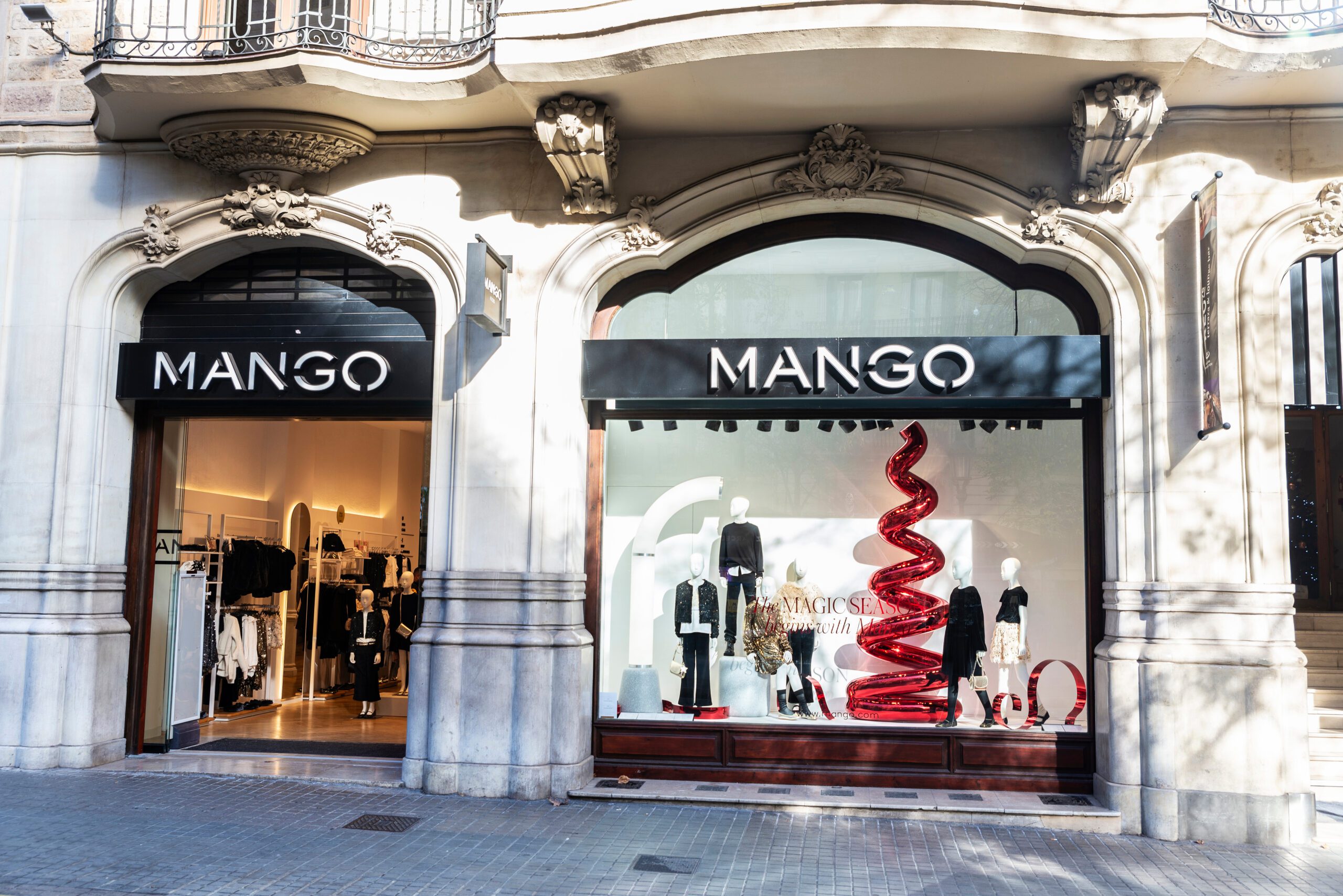 Mango launches new Stylist assistant with conversational AI