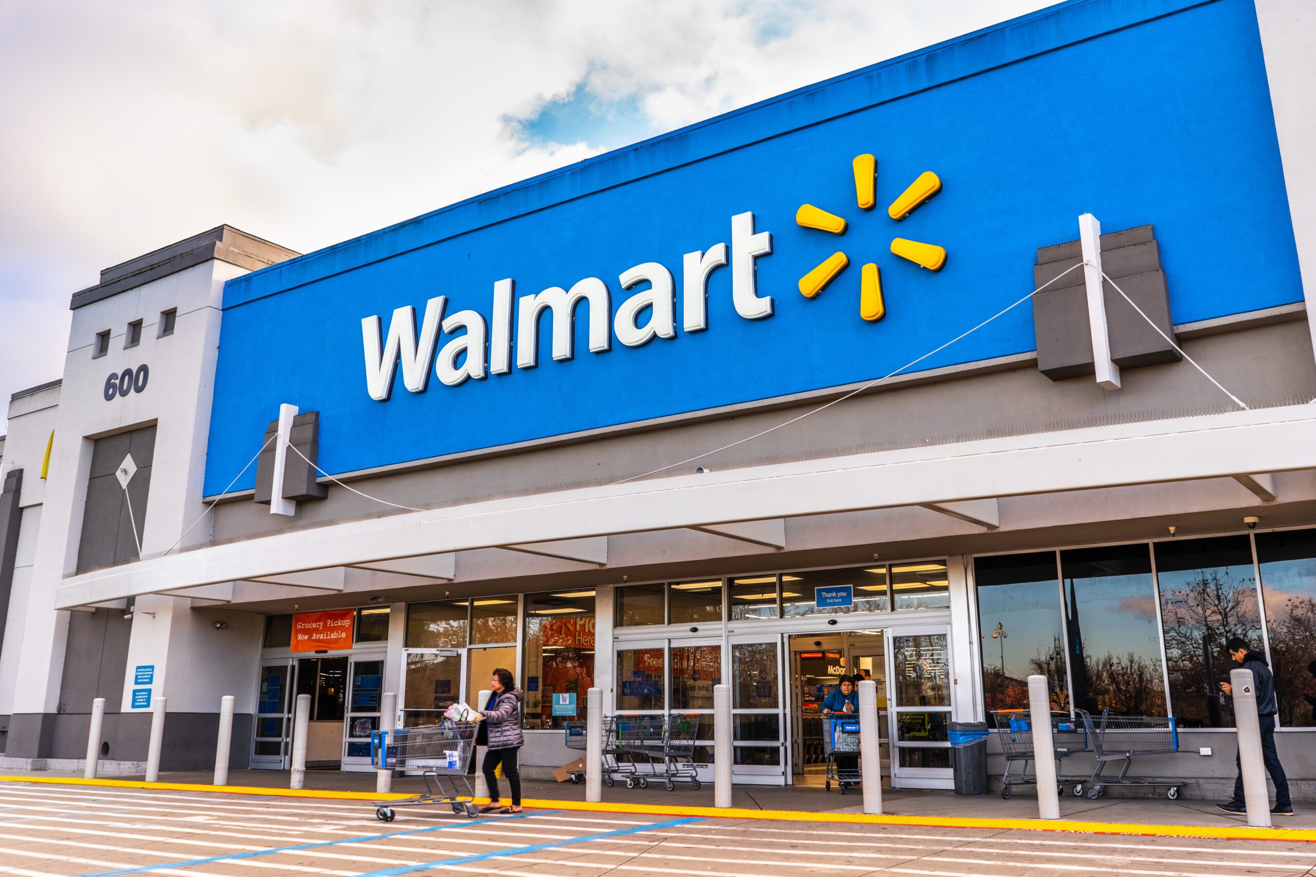 Walmart rolls out 4 AI 'super agents,' makes major technology hire